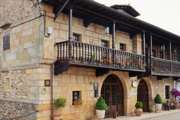Posada Real La Montañesa